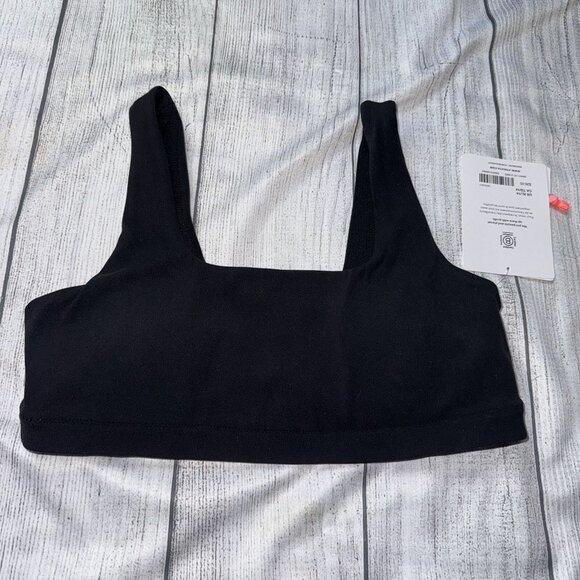 Athleta | Shirts & Tops | Athleta Girl Fair Square Bra Xl 4 Black ...